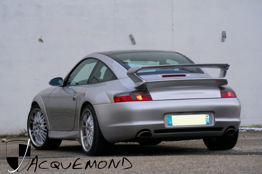 Wide body set for Porsche 996 by Jacquemond
